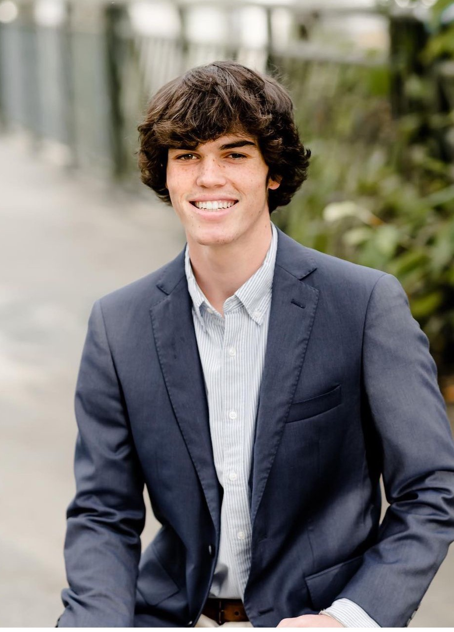 Book Ryan Thompson - Basketball coach near Spokane, Washington
