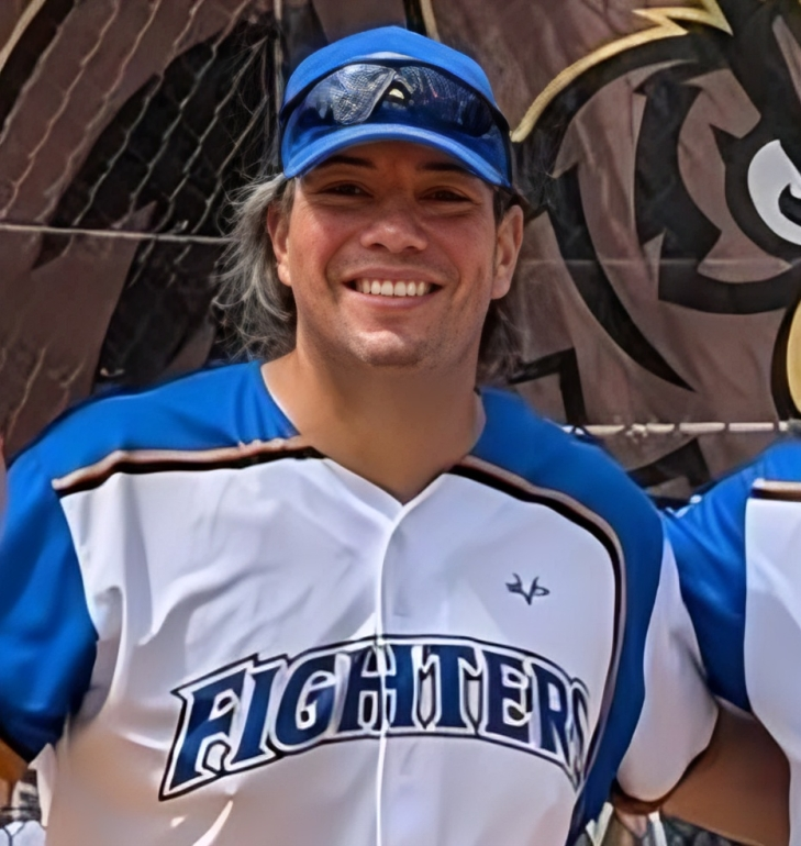 Book Jorge Hernandez - Baseball coach near Hampton, Georgia