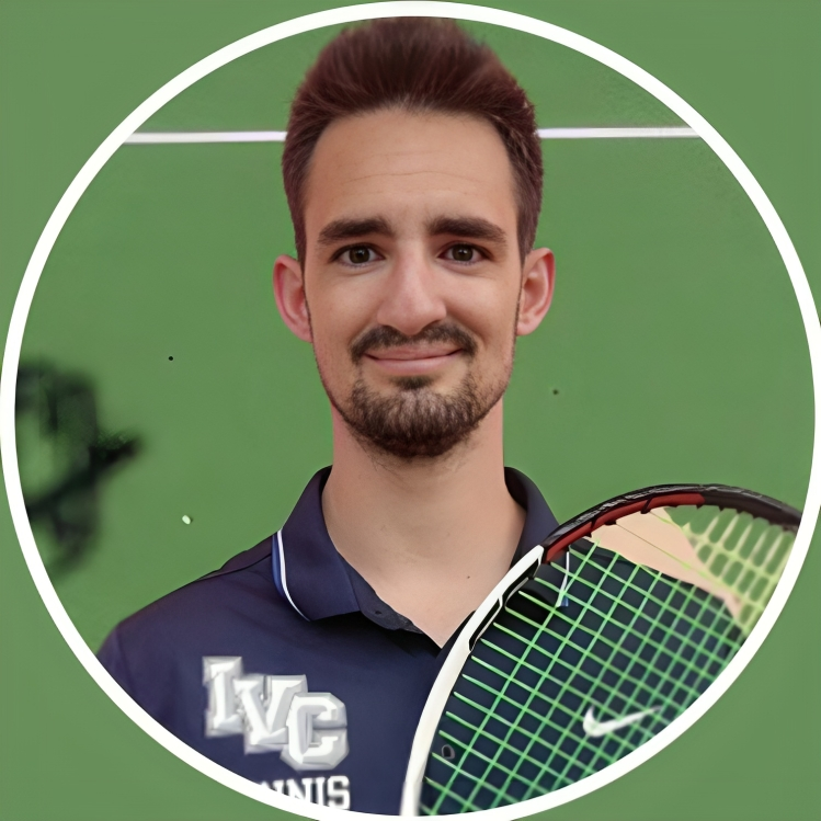 Book Nicolas Gutierrez - Tennis coach near Lynden, Washington
