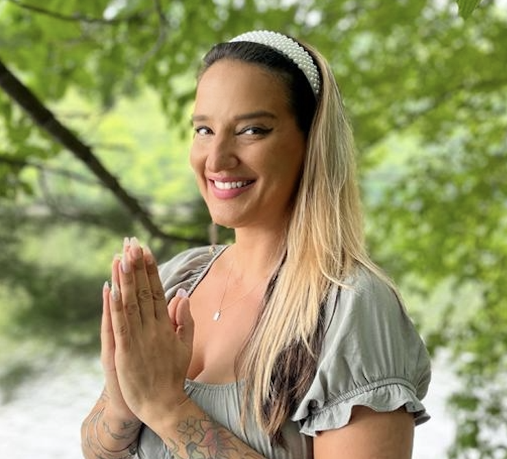 Book Paige Butkus - Yoga coach near Davie, Florida